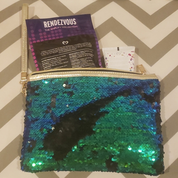 Pure Romance | Bags | Ohonthego Mermaid Wristlet | Poshmark